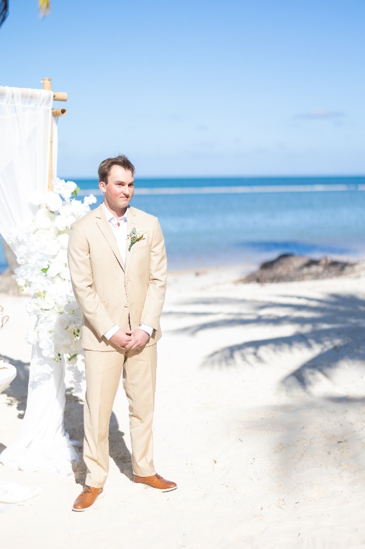 Elopement in Punta Cana – Marissa & Nick’s Love Story